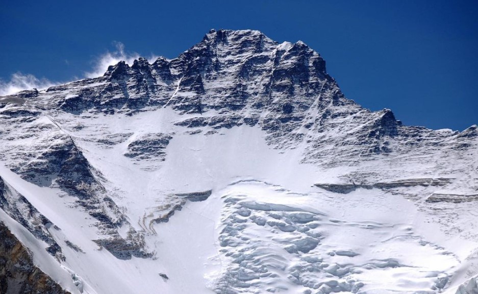 Lhotse – Everest Mountain