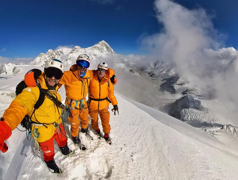 Cho Polu summit for David Goettler and team – Everest Mountain